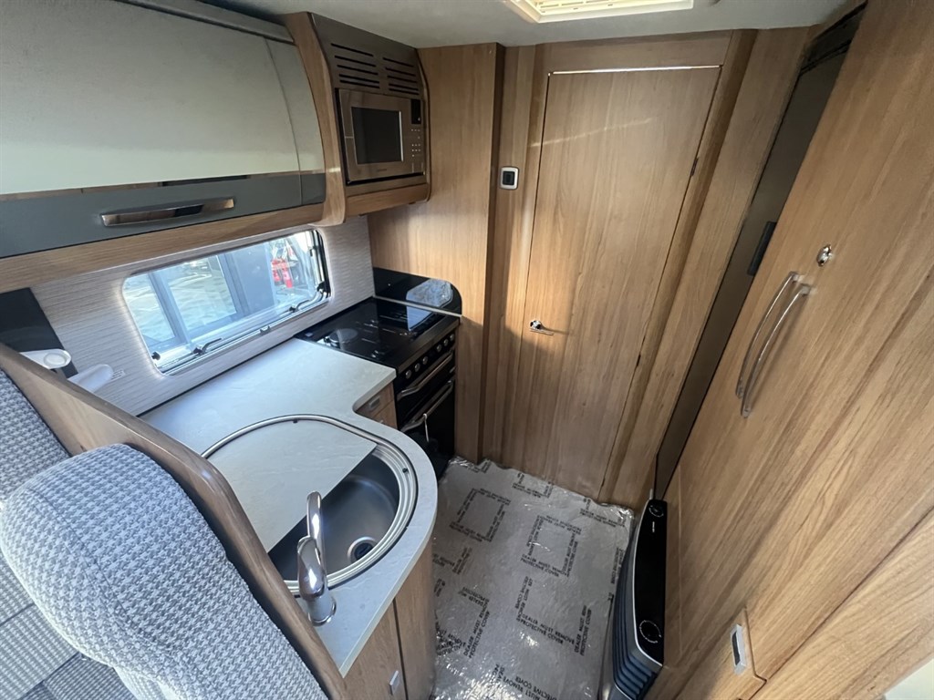 Auto-Trail Tracker RS - 2018 | Used Motorhome | Sold | Dolphin Hampshire UK