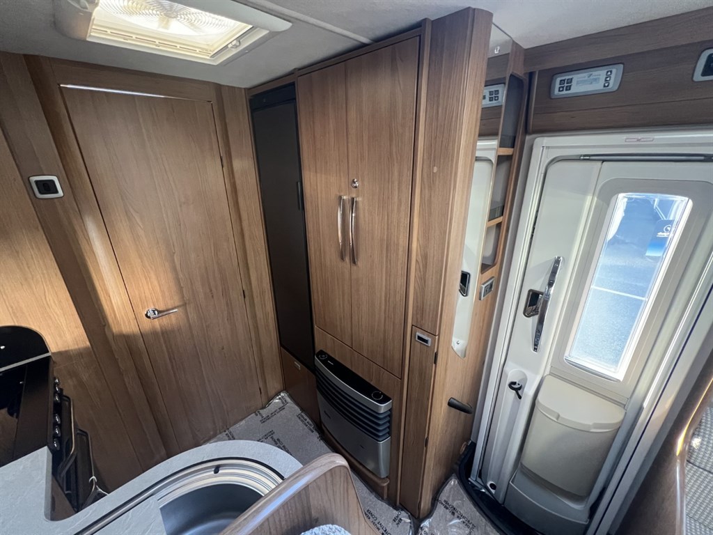 Auto-Trail Tracker RS - 2018 | Used Motorhome | Sold | Dolphin Hampshire UK