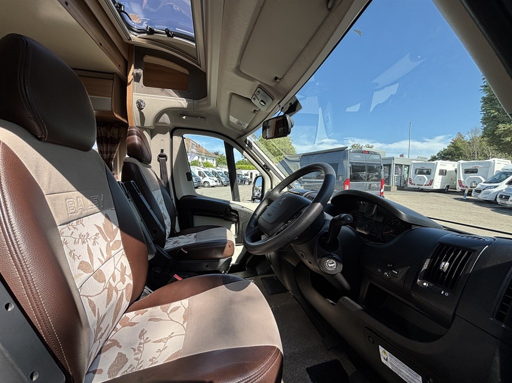 Bailey Approach Autograph 540 - 2015 | Used Motorhome | Sold | Dolphin ...