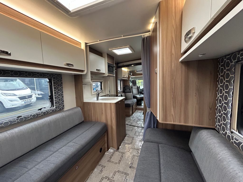 Swift Escape 674 - 2017 | Used Motorhome | For Sale | Dolphin Hampshire UK