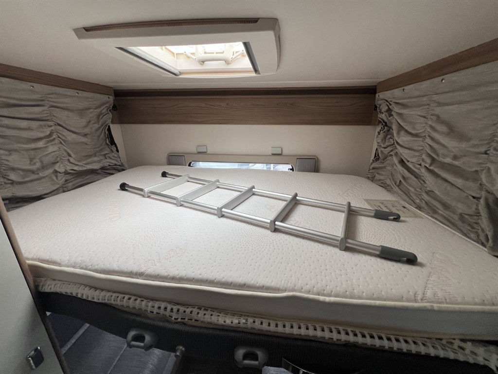 Swift Spirit Compact 404 - 2019 | Used Motorhome | Sold | Dolphin ...
